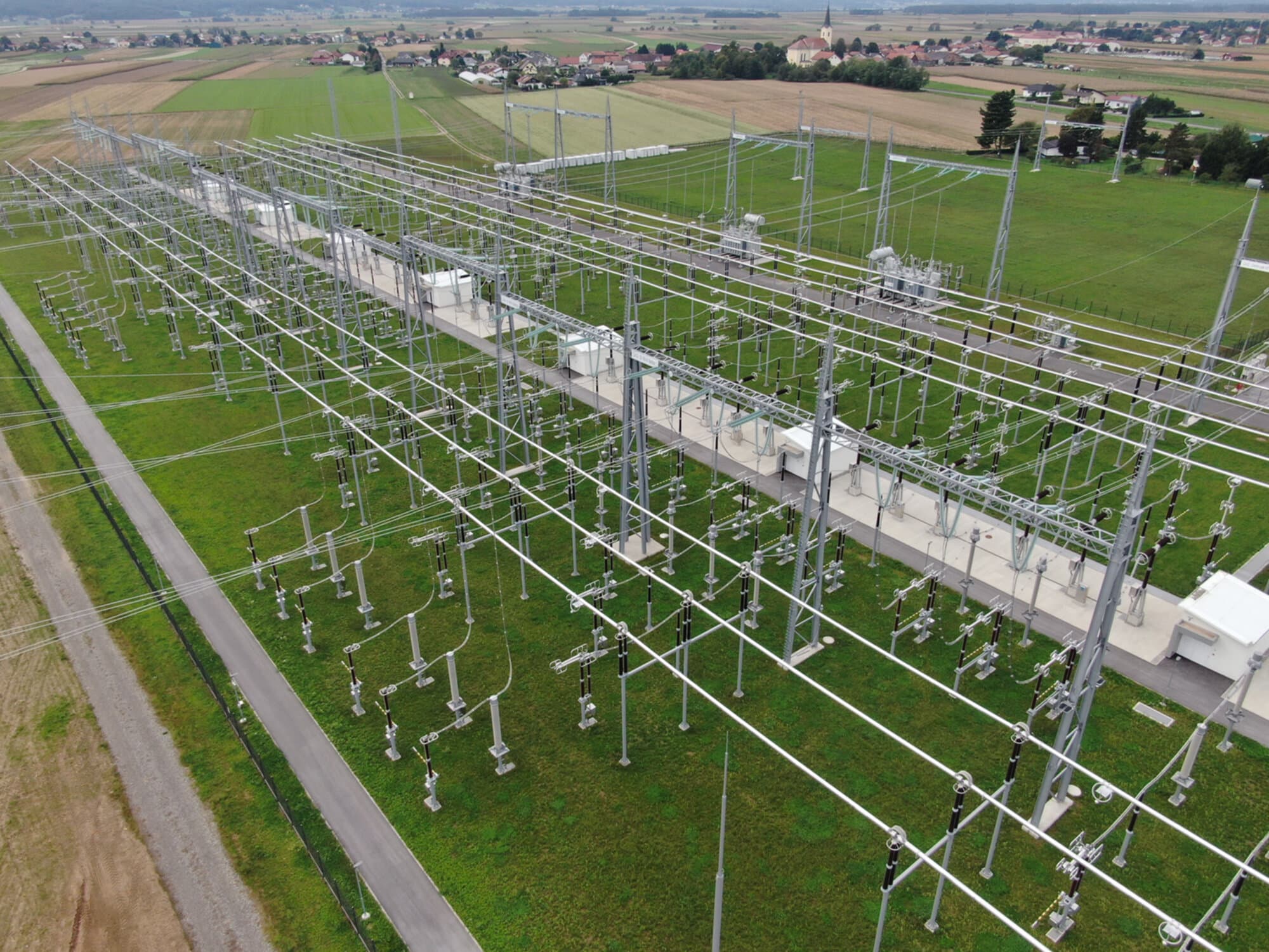Construction of the 400 kV Cirkovce-Pince transmission line – C&G